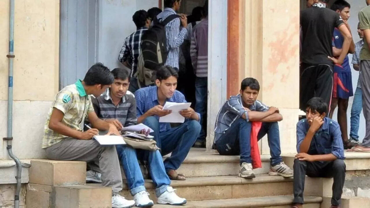 UPSC JEE NEET UG Exam 2025 (यूपीएससी, जेईई और नीट यूजी परीक्षा): IIT JEE NTA Exam Calendar 2025 ...