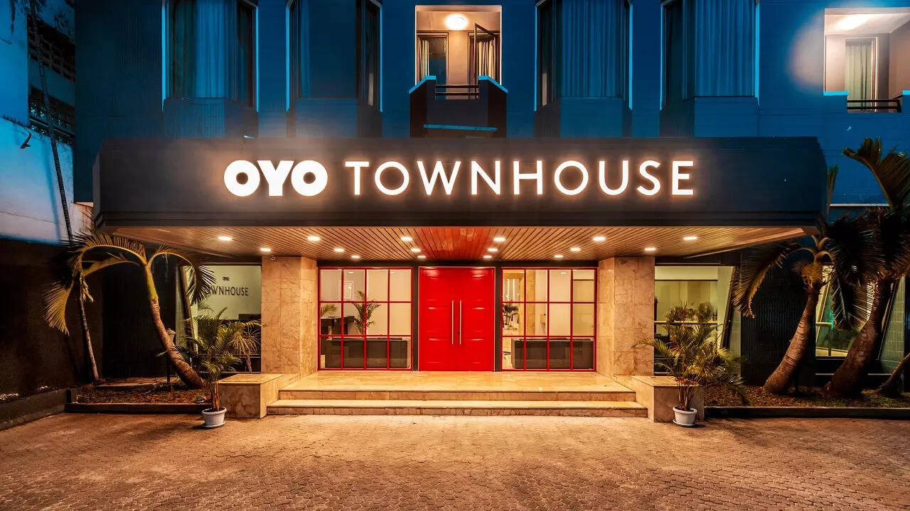 प्रेमी जोड़ों के लिए OYO का नया रूल, बिना शादी के इस शहर में नहीं ...