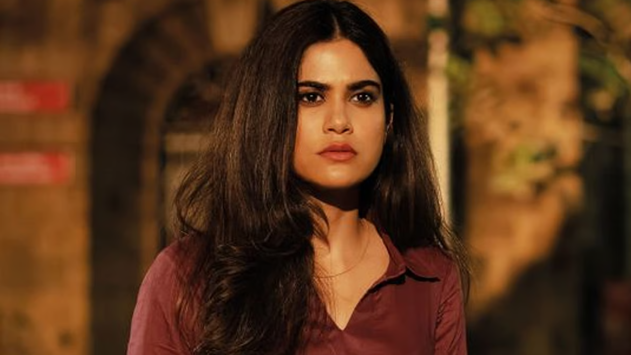 EXCLUSIVE: 'शी' और 'आश्रम' जैसी सीरीज में बोल्ड सीन्स देने पर Aaditi Pohankar ने किया रिएक्ट ...