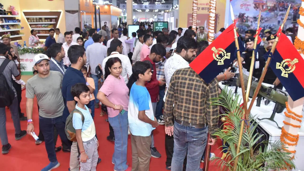 UPITS 2025 का चौथा दिन: कौशल विकास, खादी और युवा उद्यमिता रहे केंद्र ...