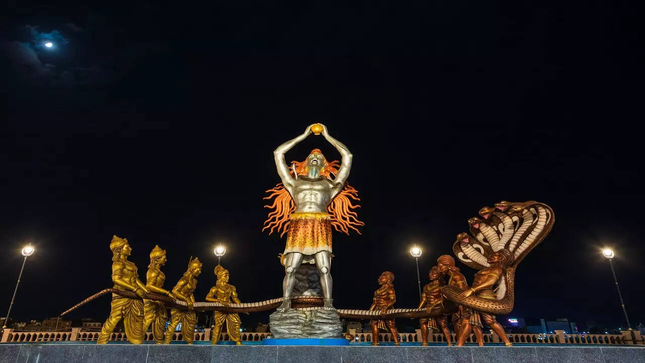 Mahakal Mandir:Mahakal mandir corridor and importance of ujjain ...