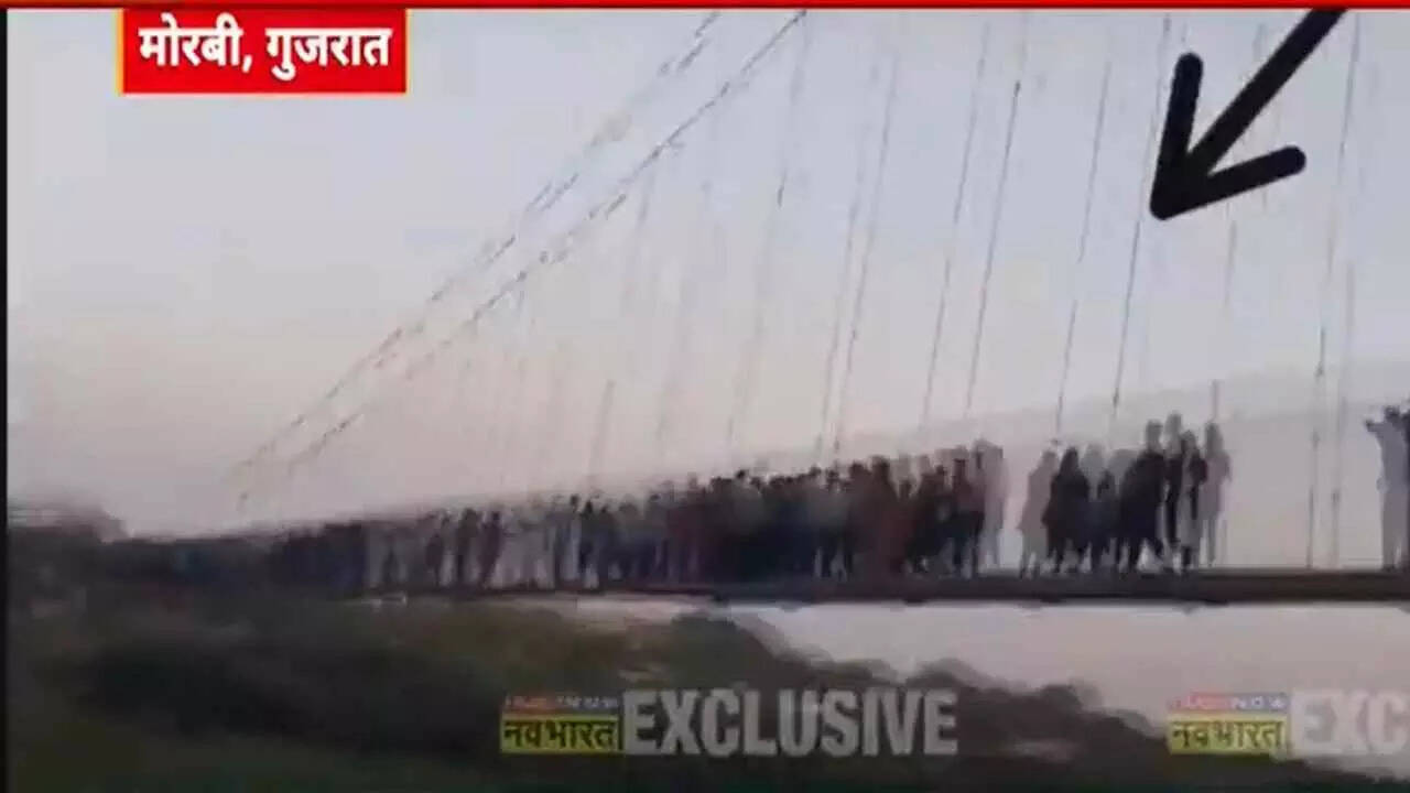 morbi cable bridge broke due to the huge crowd-Morbi Bridge Collapses ...