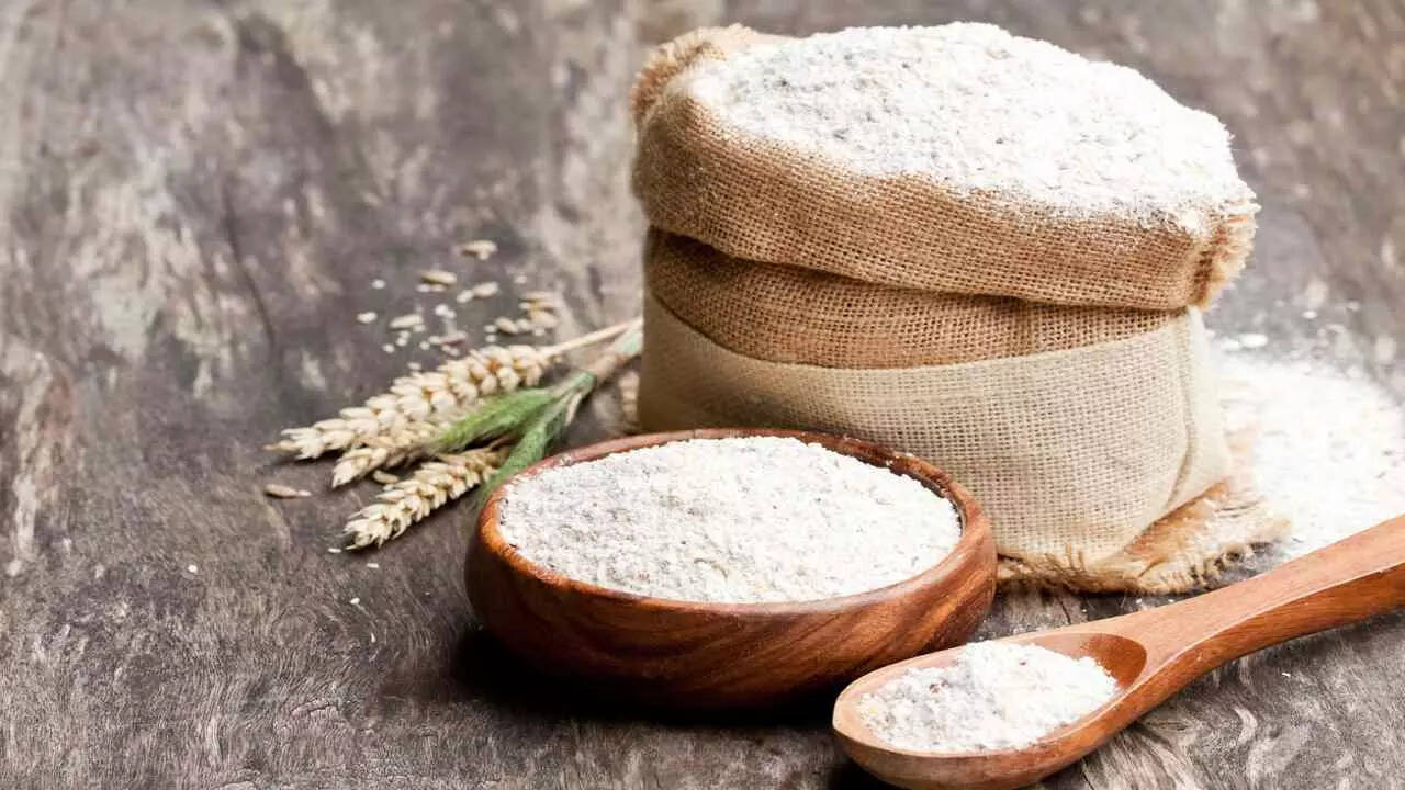 Wheat Flour Check: How to check Real or Fake Wheat Flour?-Wheat Flour Check: कहीं आप तो नहीं खा ...