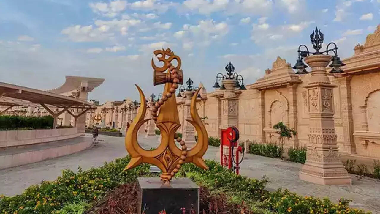 best places to visit near ujjain madhya pradesh explore mahakal lok ...