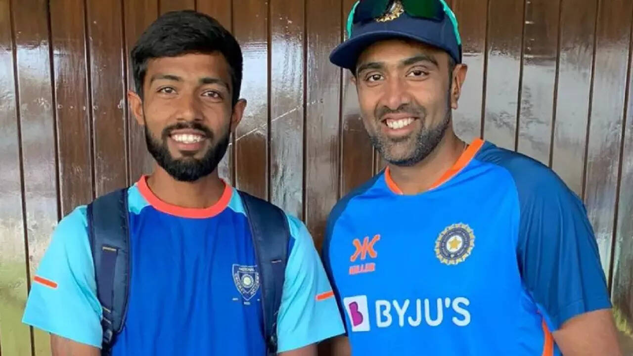 Mahesh Pithiya meets Ashwin: mahesh pithiya says he touched feet of ravichandran ashwin and he ...