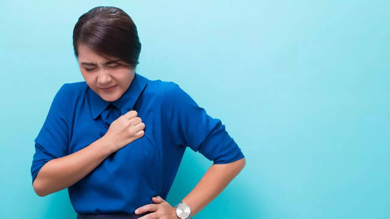 Reason Behind Frequent Chest Pain in Hindi-बार-बार सीने में दर्द के ...
