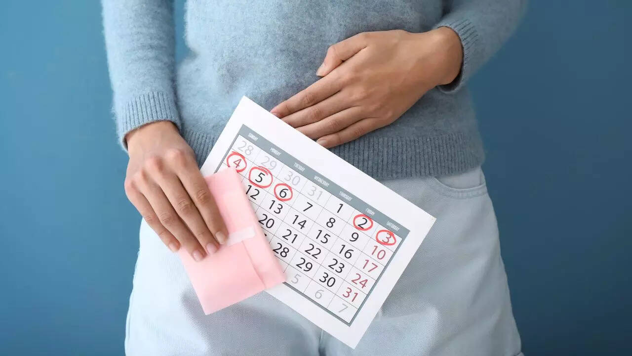 periods heavy bleeding causes and self care tips in hindi-Periods ...