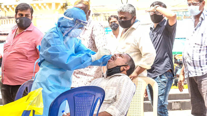 Corona scare again in Delhi one patient died 83 new cases surfaced ...